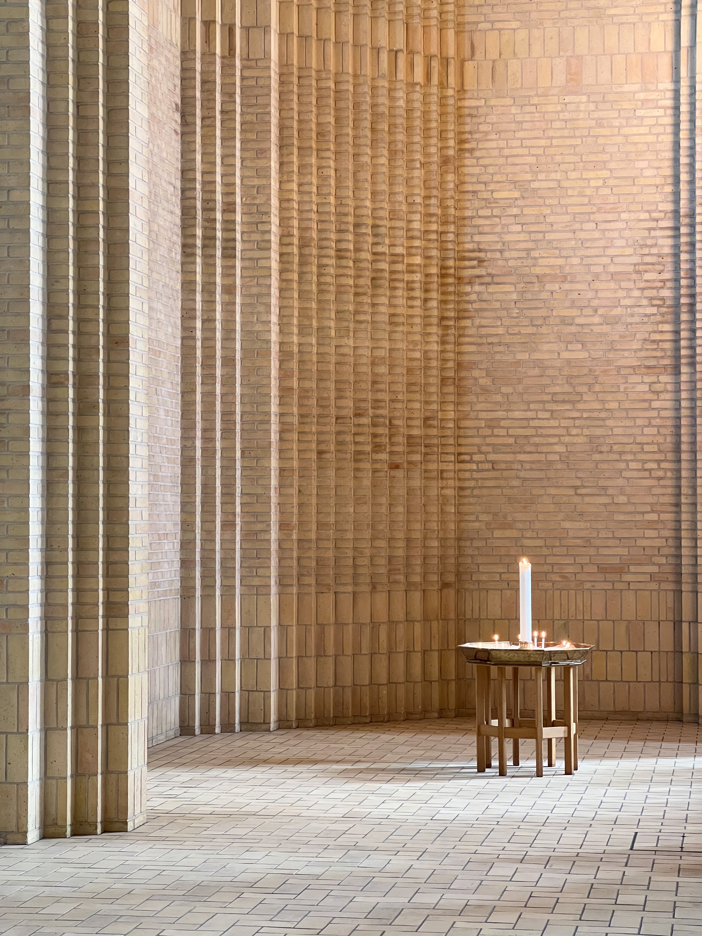 John Pawson - ‘Architecture starts when you carefully put two bricks ...